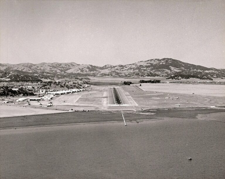 Hamilton Field History Museum - Tour of Novato
