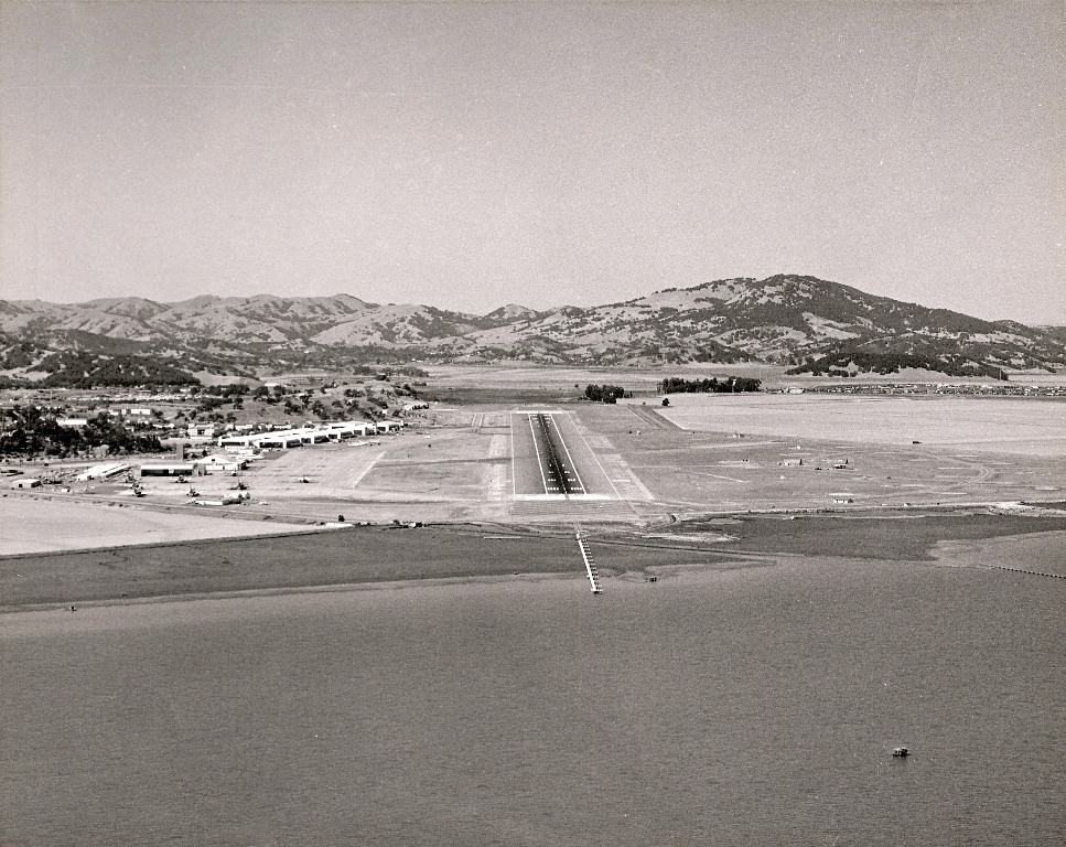 Hamilton Field History Museum - Tour of Novato